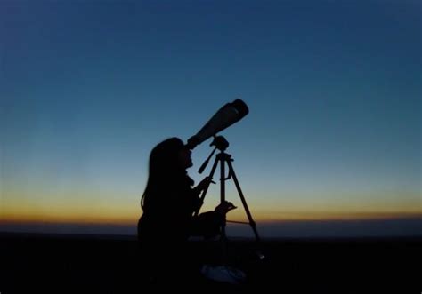 Best Tripod For Astronomy Binoculars