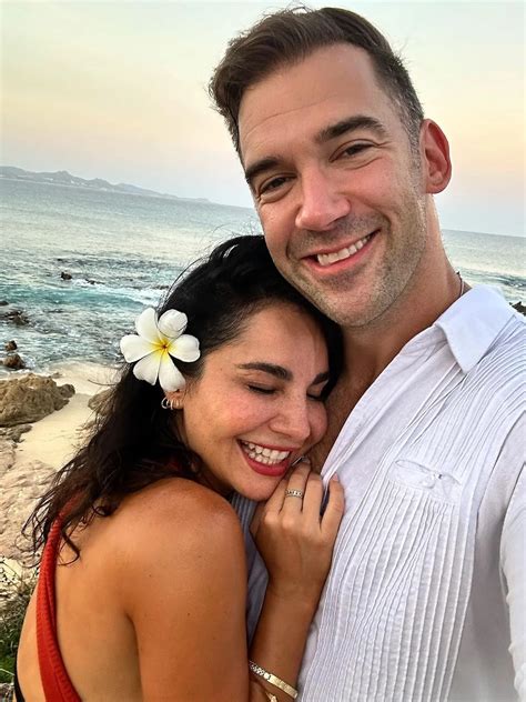 Qui N Es Lewis Howes El Prometido De Martha Higareda Y Famoso Empresario Estadounidense Infobae