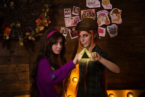 Gravity Falls Cosplay Telegraph