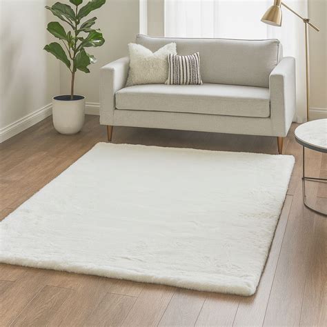 سجاد فرو الارنب مناصرة ايليت