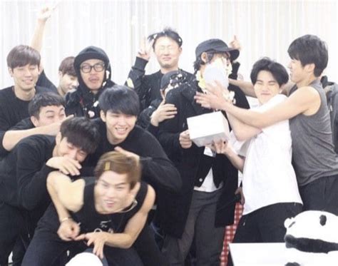 나 이사진 볼때마다 웃겨죽겠음ㅋㅋㅋㅋㅋ 인스티즈 Instiz 인피니트 카테고리