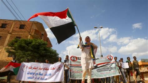 ما حقيقة الدعوة التي وجهتها لجان المقاومة بالخرطوم بالخروج في جمعة
