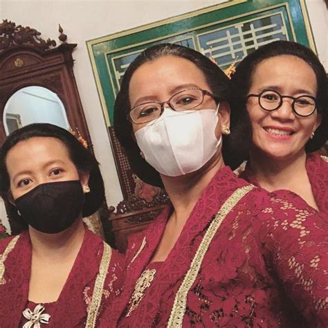 7 Potret Kerukunan Para Putri Keraton Bak Bestie Bersama Adik Kakak Foto 1