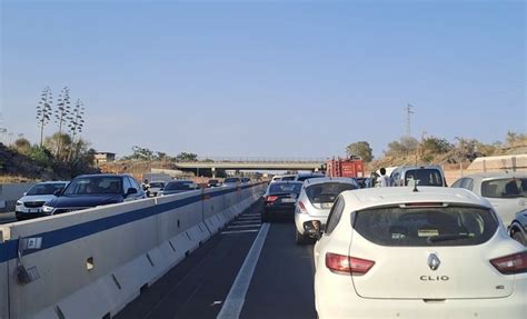 Incidente Sulla Tangenziale Un Ferito Traffico In Tilt Free Press