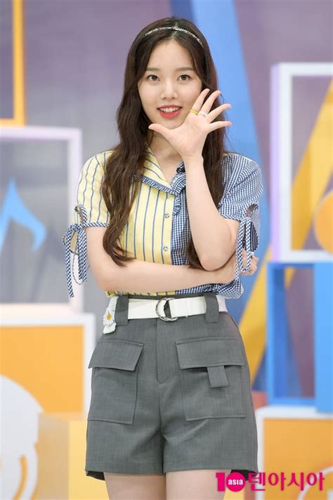 Ten 포토 위클리 이수진 천사의 미소 텐아시아
