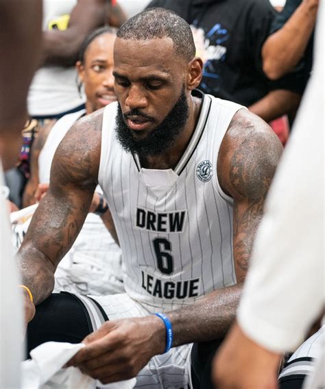 Lebron James Posts Photo Of Bald Shaved Head