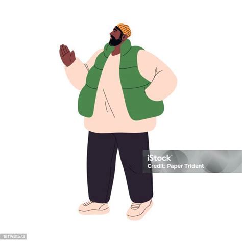 가을 의상을 입은 뚱뚱한 수염을 기른 남자가 야외에 서 있습니다 플러스 사이즈 옷을 입은 통통하고 통통한 캐릭터 과체중인 무거운