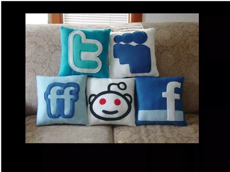 Social Media Dialogism Ppt