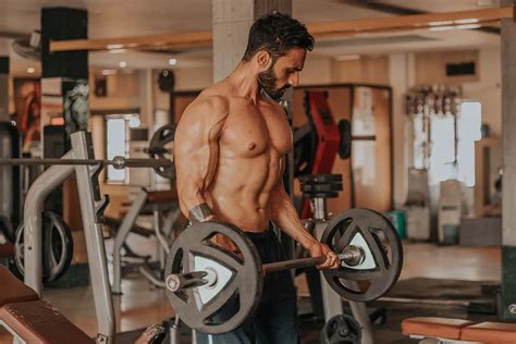 Weight Lifting Benefits Tips Workouts Downside