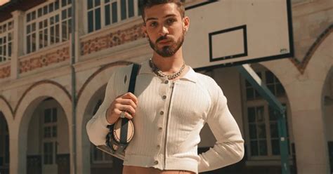 joão guilherme afirma que parou de usar cropped após críticas