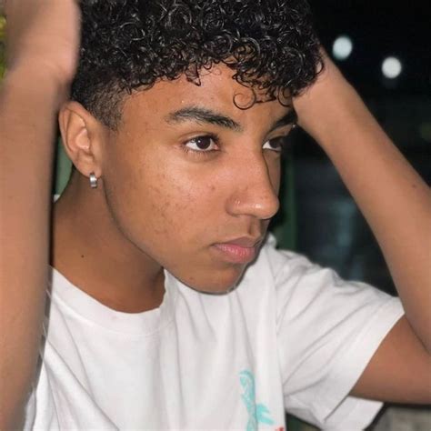 Rhaul Eduardo Rhaul Eduardo • Threads Say More