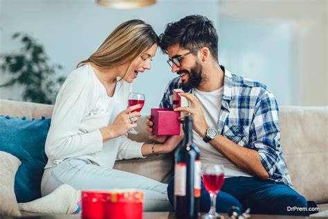 6 Awesome Birthday Ts Your Girlfriend Will Love