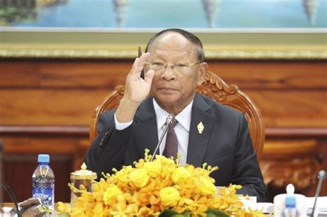 សម្តេចអគ្គមហាពញាចក្រី ហេង សំរិន ដឹកនាំកិច្ចប្រជុំគណៈកម្មាធិការអចិន្រ្តៃយ៍រដ្ឋសភា វិមាន៧មករា