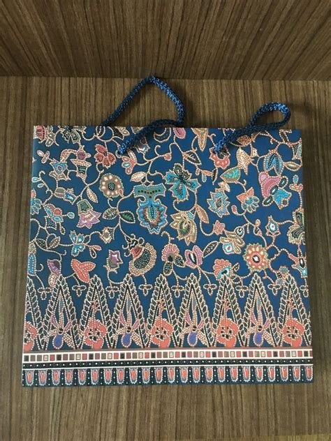 Used Luxury Bags Singapore Airlines Paul Smith