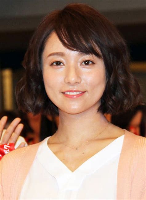 今週のファッションチェック：北川景子が黒ワンピでクールに 木村文乃＆波瑠は春らしく 忽那汐里はオール白で 後編 毎日キレイ 木村文乃