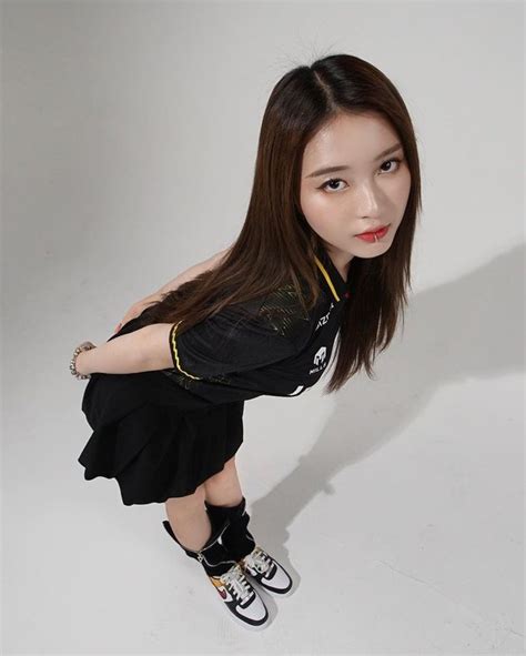 Curi Perhatian Setelah Jadi Model Mv Fadil Jaidi Ini Potret Nita Vior Ba Onic Esport