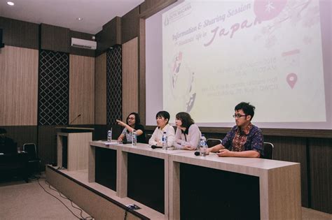 Serunya Diskusi Dengan Mahasiswa Jepang Di UKDW Seremonia Id