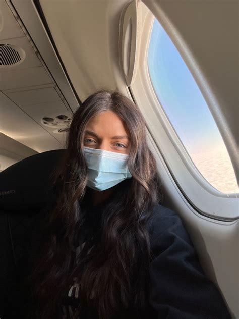 Airplane Selfie