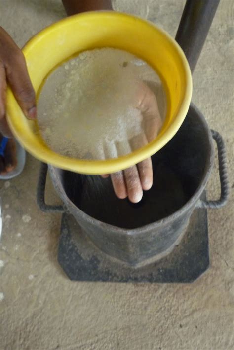 Ceramics And Art In Ghana Cedi Beads