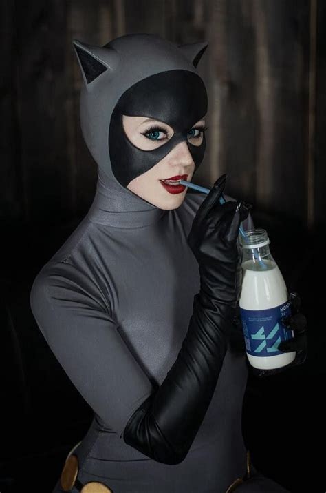 Pin On Cartoon Cosplay Catwoman Selina Kyle