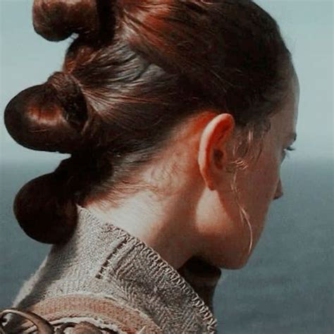 Pin By Dolly Sayaka On Rey Rey Star Wars Hair Rey Star Wars Star