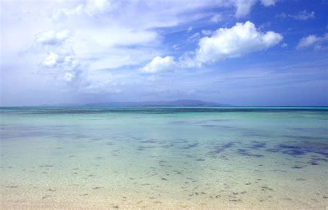 カイジ浜 竹富島の星砂の浜 光り輝く海に感動 朝梟 旅ブログ