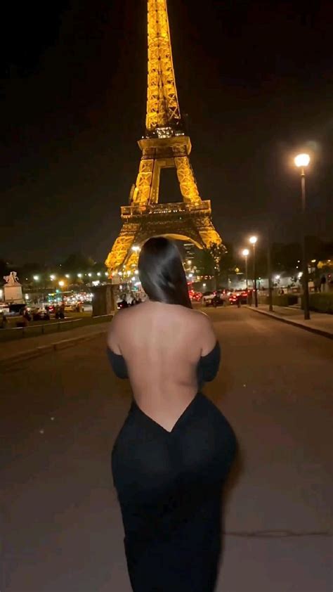 Pin By R Burghe Right After On Places To Visit Curvy Woman Real