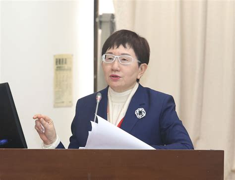 新版財劃法衝擊財長說不重編預算 國民黨立委喊砍總預算1成 新聞 Rti 中央廣播電臺