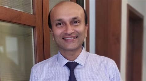 Chartist Talks Ashish Kyal Picks 2 Stocks For Next Week Sees Pullback In Nifty But Unlikely To