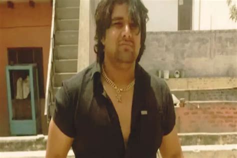 Tillu Tajpuria Gangs Sharp Shooter Amit Dabangs Brother Bunty Shot