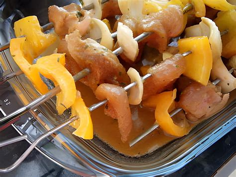 Recette de BROCHETTES DE POULET Marinées par santa