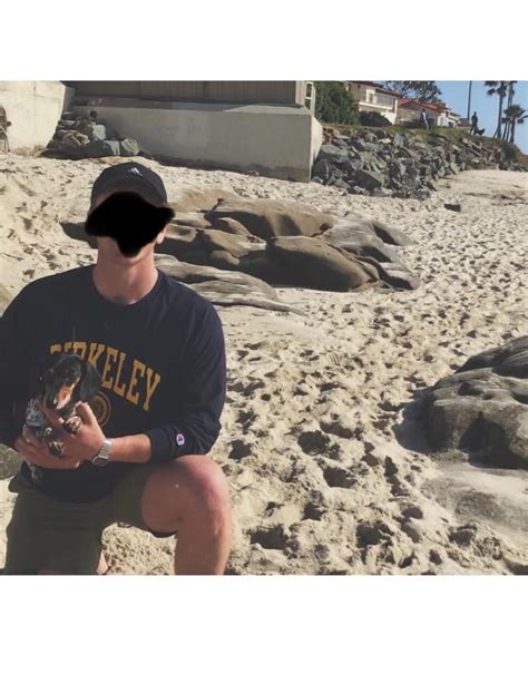 I Tattooed My Weenie As A War General On My Thigh 10 Years Ago He