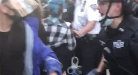 Nypd Officers Rough Up Protesters Occupying City Hall In Show Of Force