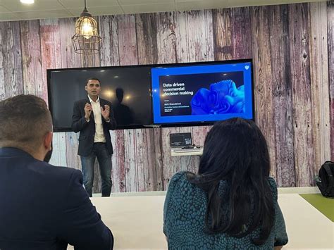 Strongertogether Dataanalytics Techtalk Datadriven Partnership Innovation Sreeram Yegappan