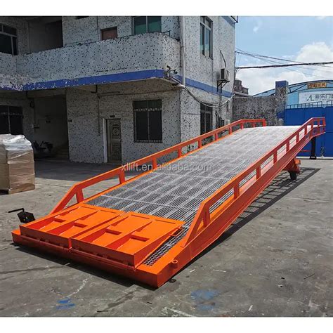 T Movable Hydraulic Movable Loading Ramp Equipment Of Cargo Loading And Unloading With