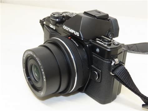 【やや傷や汚れあり】olympus オリンパス ミラーレス一眼デジタルカメラ Om D E M10 Mark2 ≪mzuiko 14