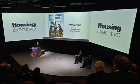 Housing Executive Strategy Zeros In To Eliminate Carbon Sustainable Ni