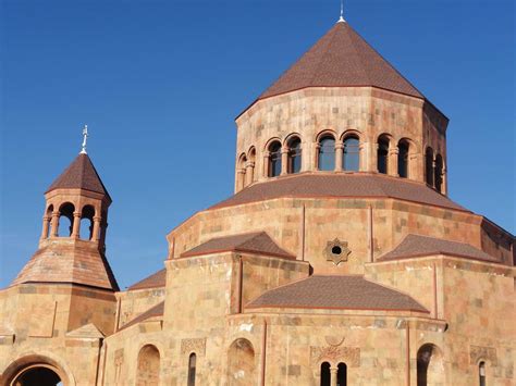 Սուրբ Աստվածամոր Հովանու մայր տաճար