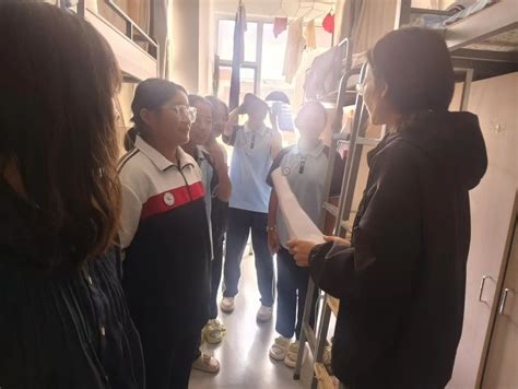 我院学生第一党支部开展“迎新启航，温暖相伴”党员联系宿舍活动新闻动态马克思主义学院（筹）