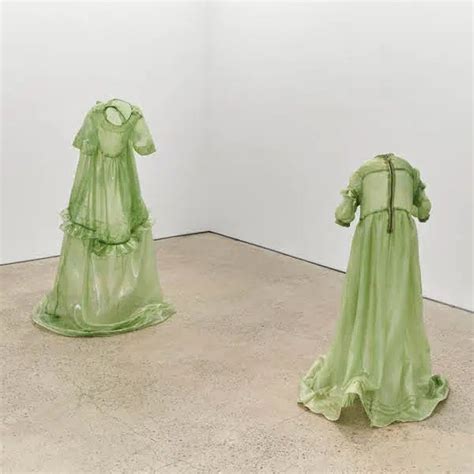 8 Contemporary Glass Artists Who Shatter Boundaries Of The Craft