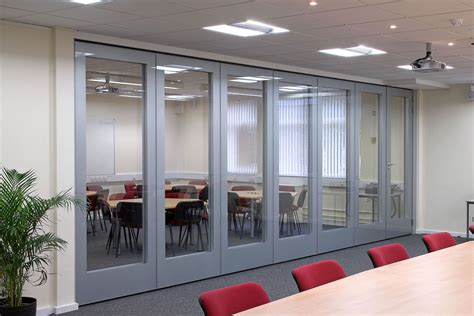 Choosing Commercial Accordion Glass Walls 7 Things To Consider