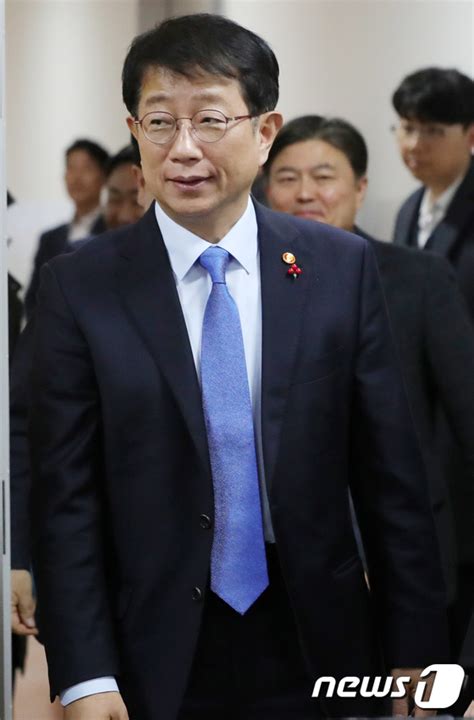 한국 국가식품클러스터 진흥원 방문한 박상우 장관 뉴스1