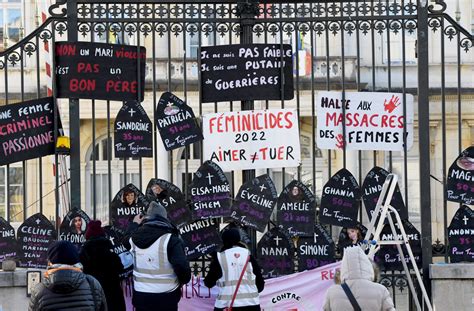 Bourg En Bresse Une Grande Marche Contre Les Violences Sexistes Et