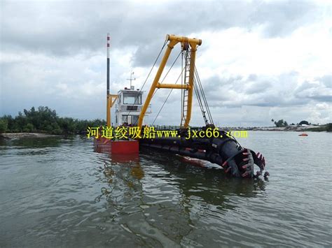 浅海绞吸式挖沙船 小型绞吸船 河道清淤绞吸船 环保绞吸船吹填 山东雷克疏浚机械有限公司
