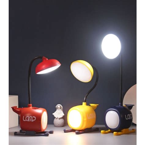 LED bordslampa för barn liten skrivbordslampa med USB laddningsport och pennhållare