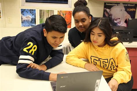 Apply For An Ffa Scholarship National Ffa Organization