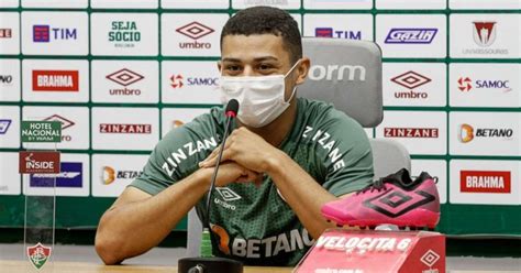 André Admite Chateação Por Violência Após Eliminação E Exalta