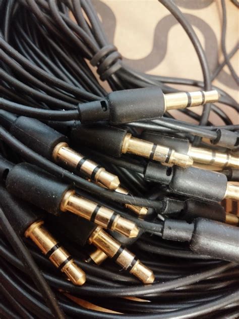 Аудіо кабель для ремонту навушників, штекер 1 шт. 10 грн. (3pin): 10 ...