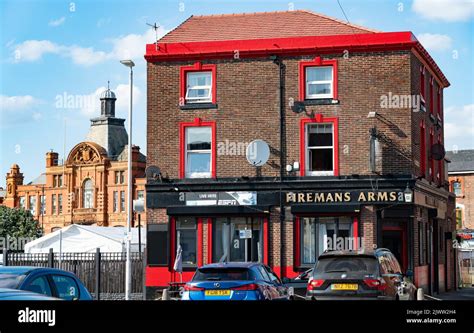 The Firemans Arms Pub 36 Oliver Street East Birkenhead Wirral Un