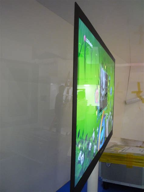 Durchsichtiges Lc Display Mit Dem Gewissen Touch Heise Online